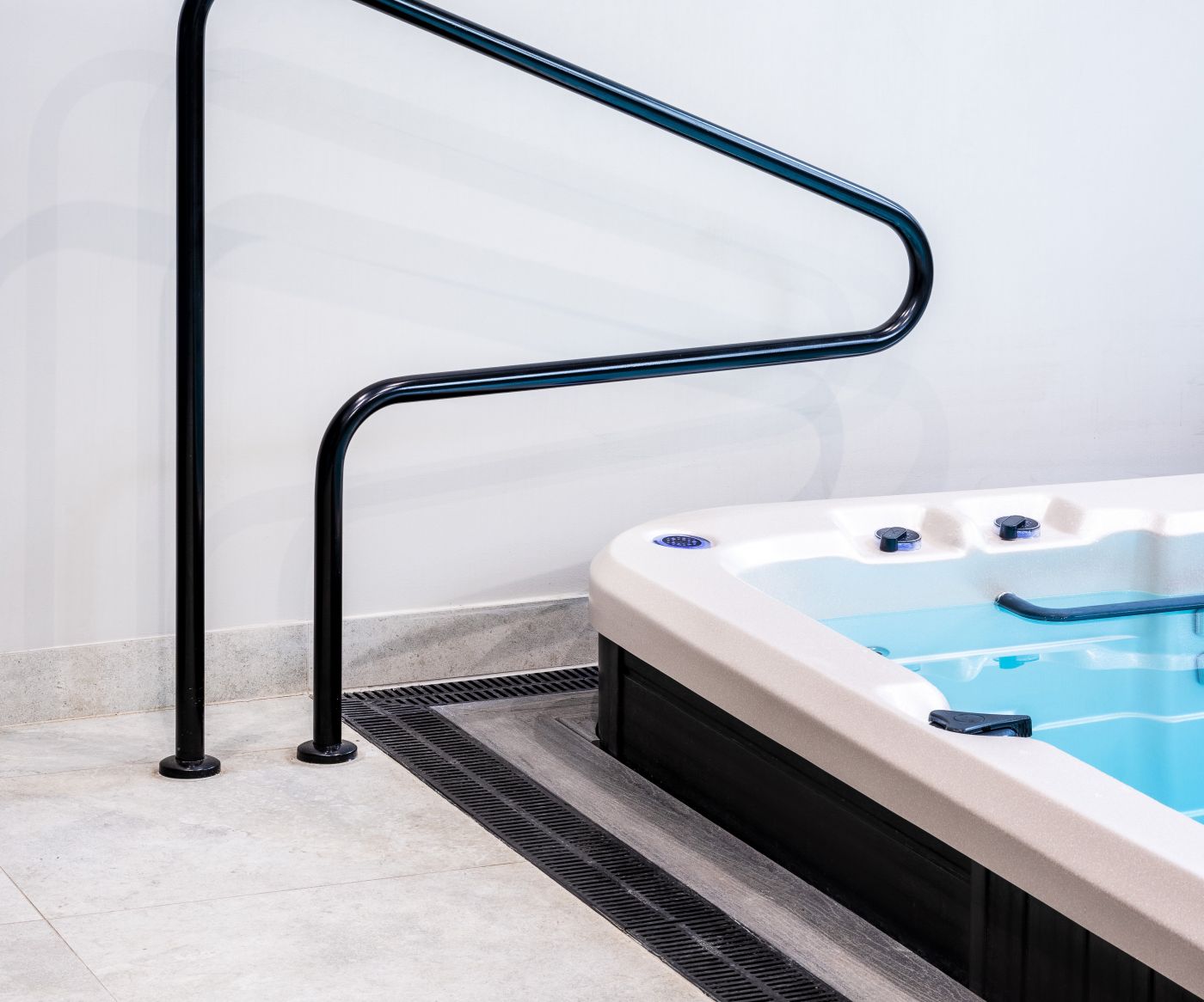 Promitto | Gym Fitout | Canopy Fitouts